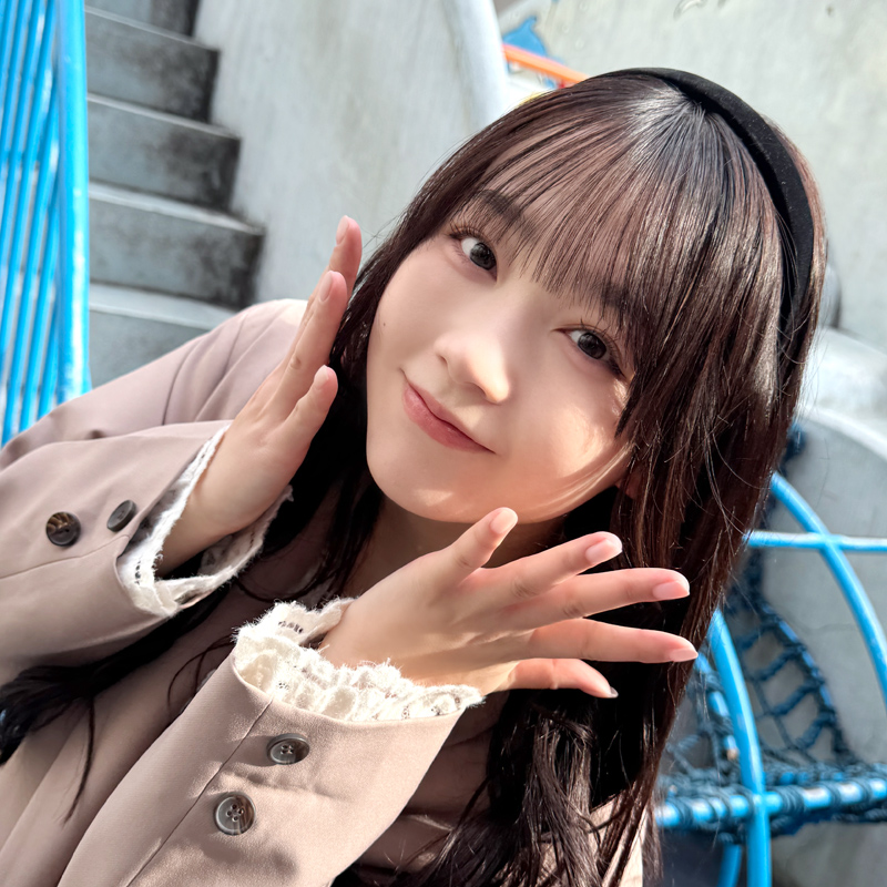 教えてキミのこと。ボムQ＆A】米倉れいあちゃん編｜BOMBweb