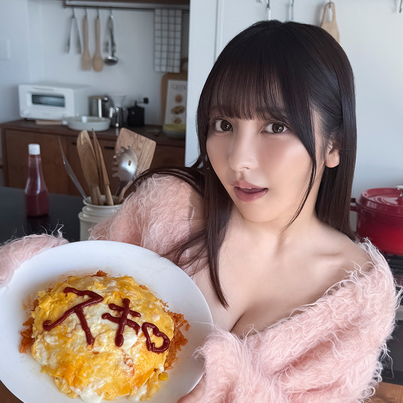 #2i2の十味がオムライスに書いた言葉とは？｜BOMBweb