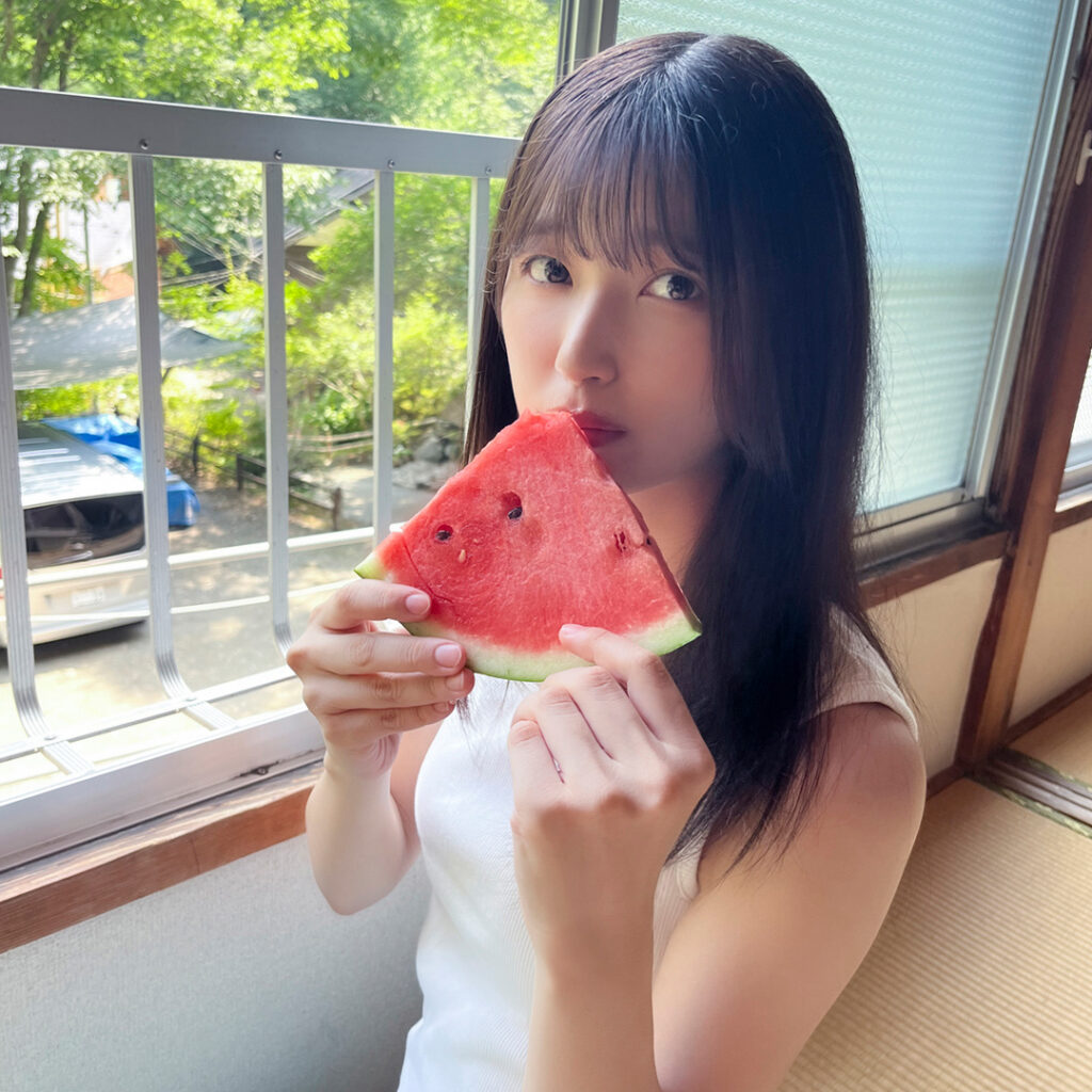 乃木坂46五百城茉央、スイカにまつわるあれこれ｜BOMBweb